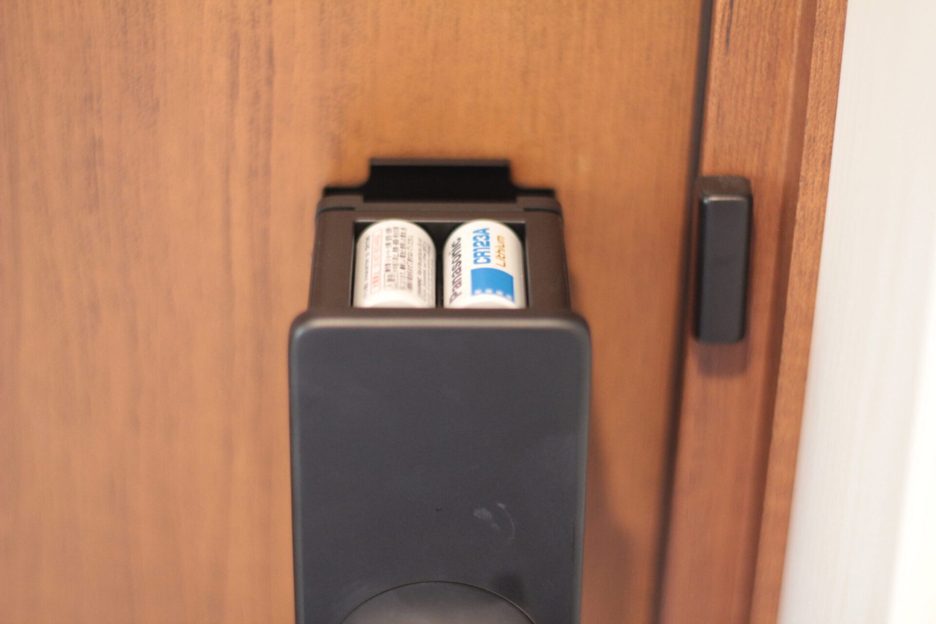 SwitchBot スマートロック:自宅の玄関を遠隔操作できます | KEN'S MONO